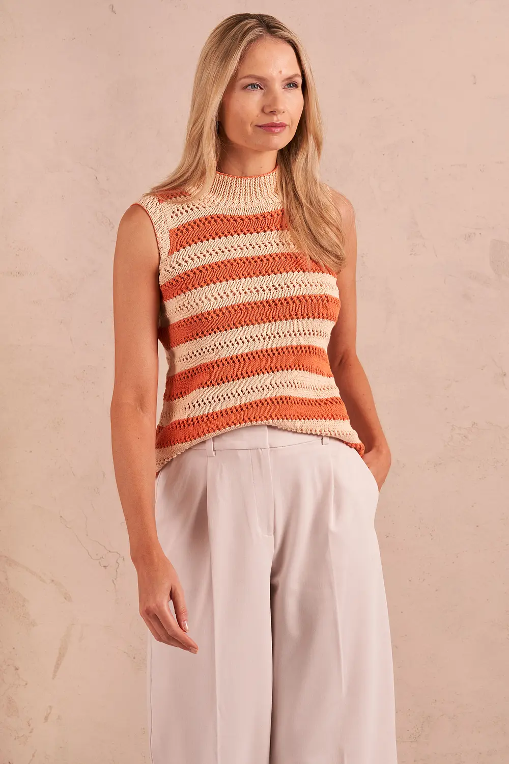 Catalogue avec des modèles en fil Natura Just Cotton & Natura Linen - DMC