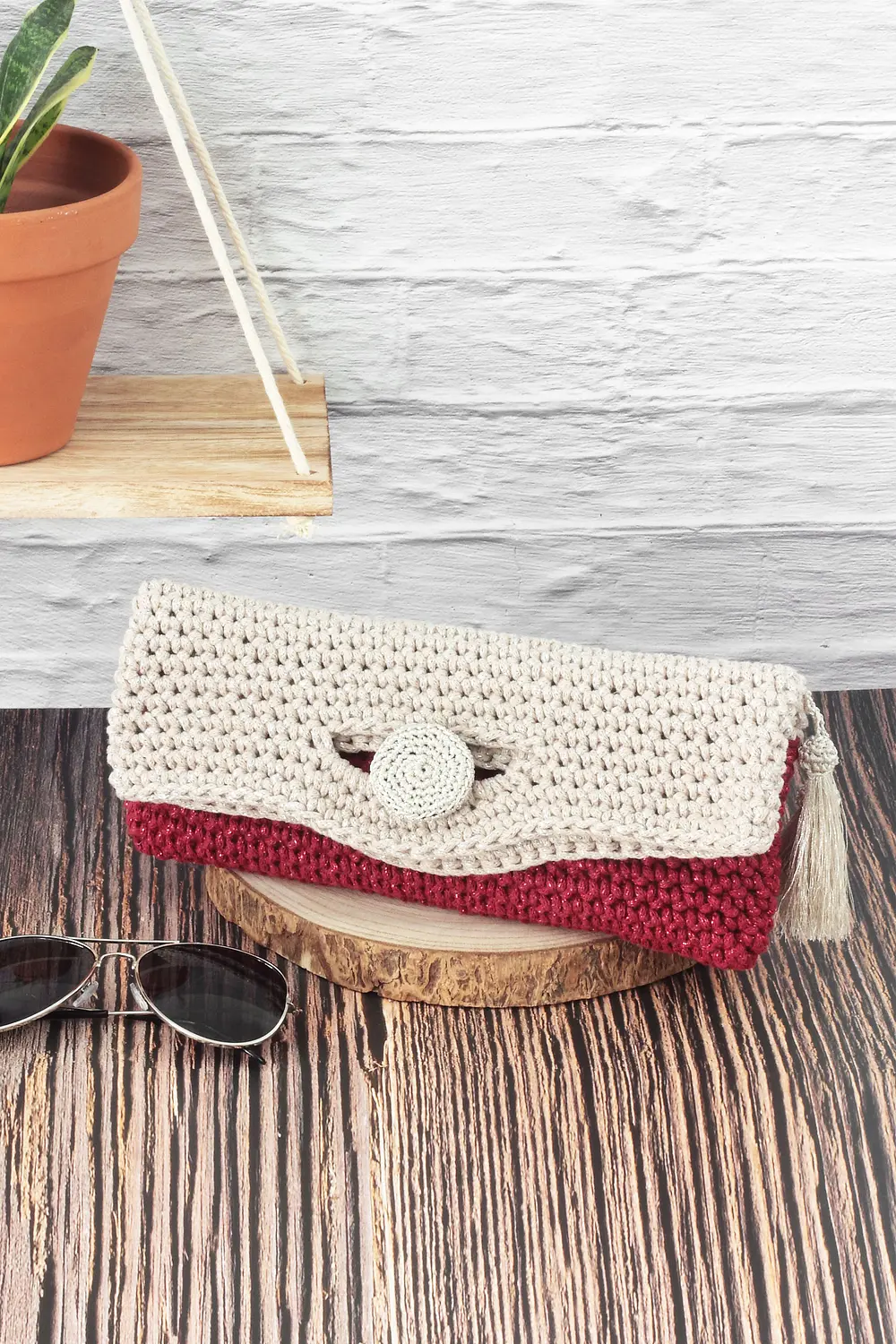 Nova Vita 4 Metallic Effects Bags Book - DMC